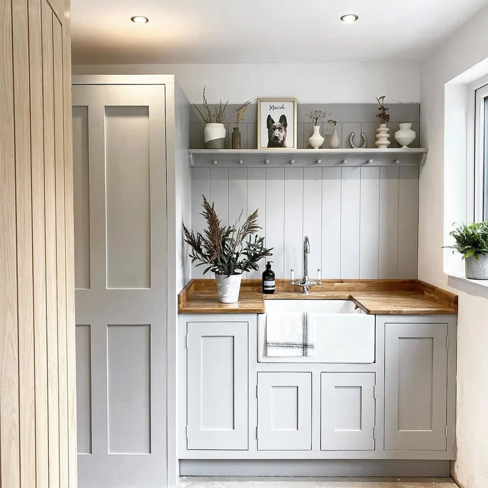 Farrow & Ball Pavilion Gray (242) - Paint-Paper.nl