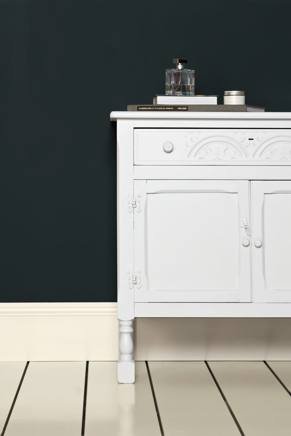 Farrow & Ball Studio Green® (93) - Paint-Paper.nl Farrow & Ball Studio Green® (93) - Paint-Paper.nl